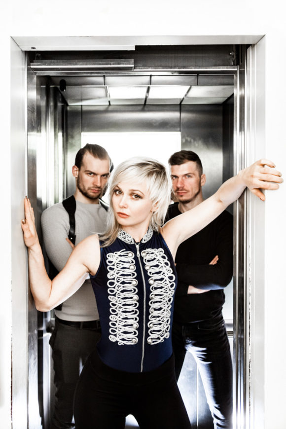 Eric & Edith Stehfest mit Dj Daniel Stefanik - Portrait - Lorenz Lenk - Leipziger Fotograf